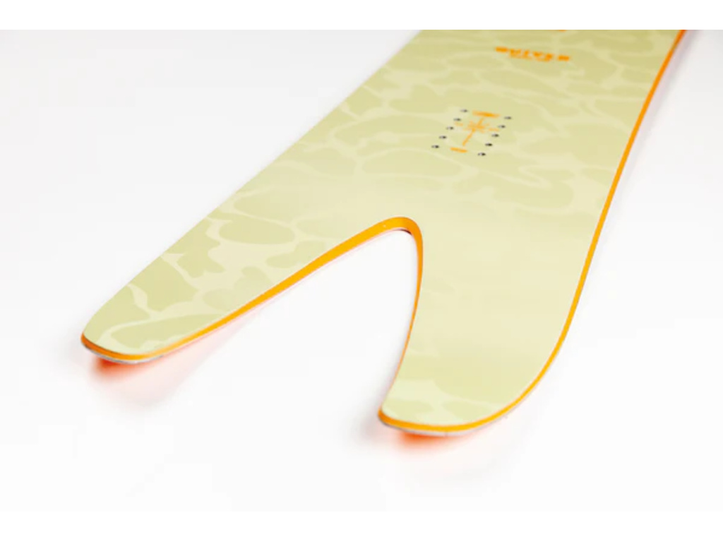 Snowboard NITRO CANNON | Mojekolo.cz